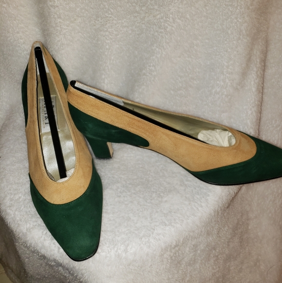 Apart | Shoes | Vintage Apart Impressions Color Block Pump | Poshmark
